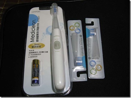 入門級聲/音波式(Sonic)電動牙刷?! 歐姆龍(OMRON) HT-B201 - Terry's Studio